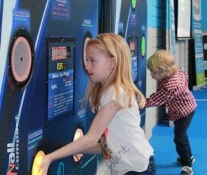 Experience the CardioWall Portrait | Exergame Fitness